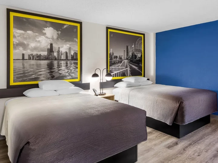 Super 8 By Wyndham Chicago Il - Skokie, IL