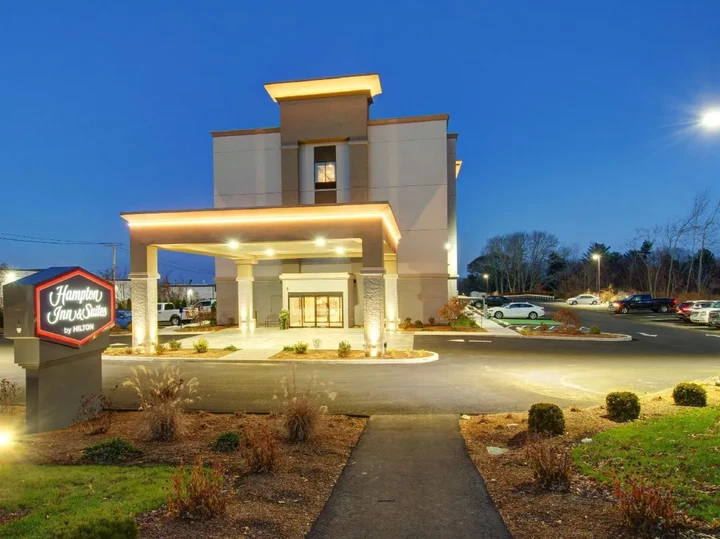 Hampton Inn & Suites Boston/stoughton, Ma - Brockton, MA