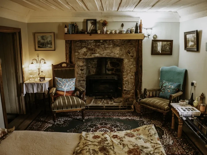 Belmont Homestead - Swansea