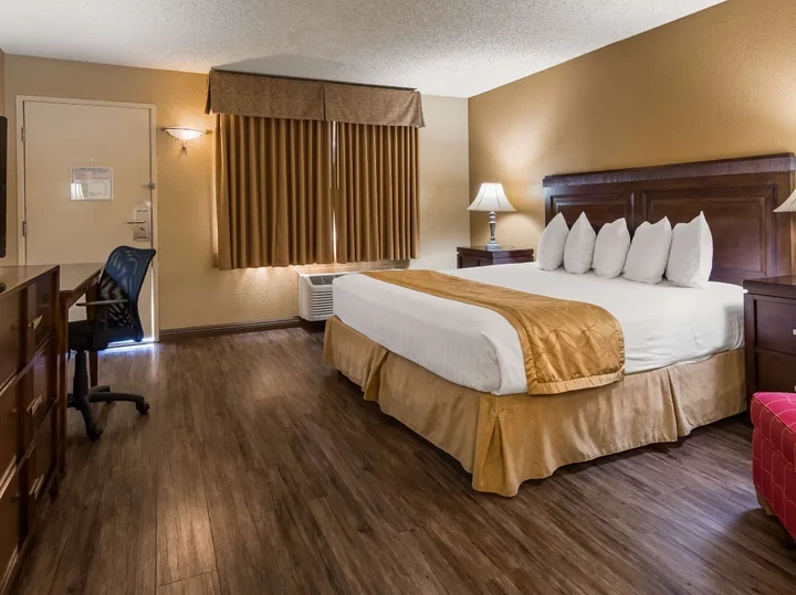 Empire Inn - Rialto, CA