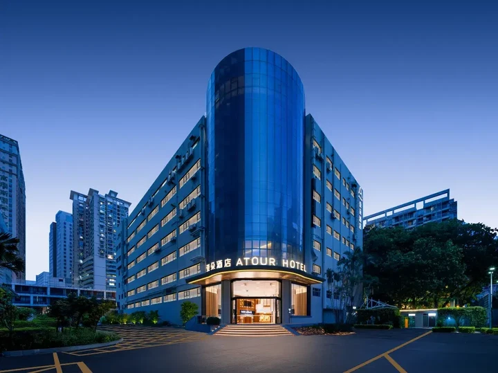 Atour Hotel Shenzhen Cbd Futian Metro Station - Hong Kong