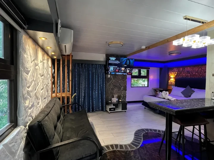 Clockworkorange Luxury Suites - Cebu