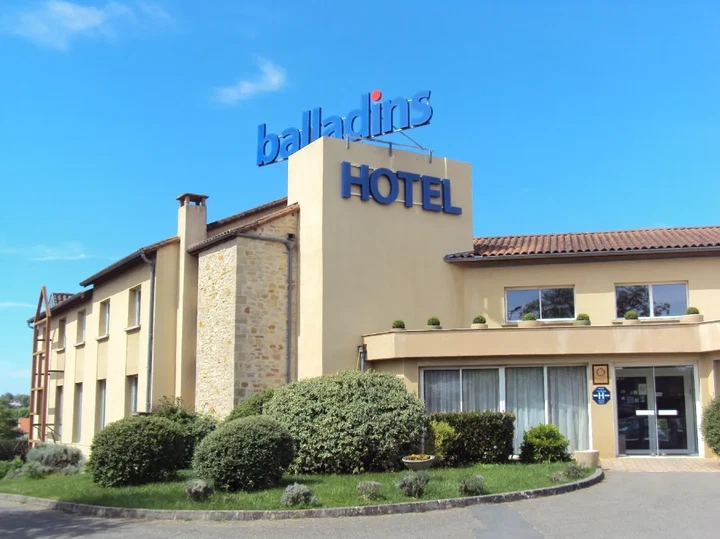 Brit Hotel Confort Villefranche-de-rouergue - Villefranche-de-Rouergue