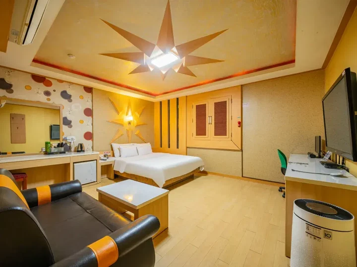 Suwon Herb Motel - 행궁동