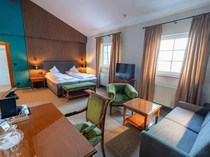 Akzent Hotel Berg's Alte Bauernschänke- Wellness Und Wein - Rüdesheim am Rhein