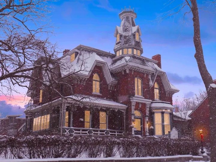 Hochelaga Inn - Kingston
