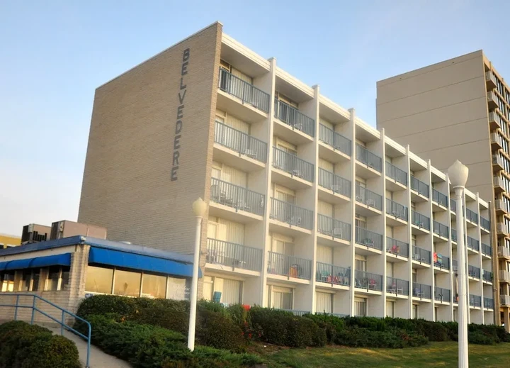 Belvedere Beach Resort - Virginia
