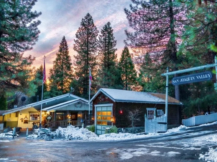 Narrow Gauge Inn - Yosemite National Park, CA