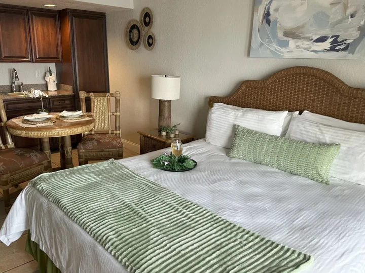 Beso Del Sol Resort - Dunedin, FL