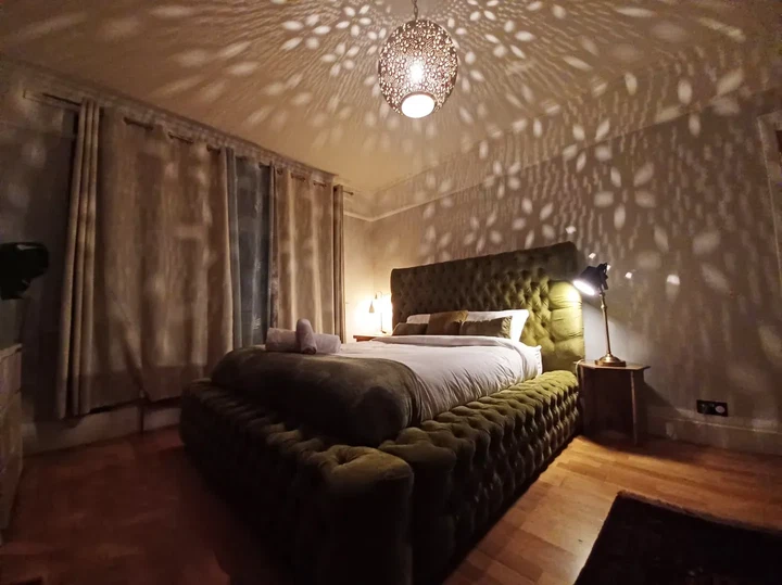 The Gemstone Manor - Watford