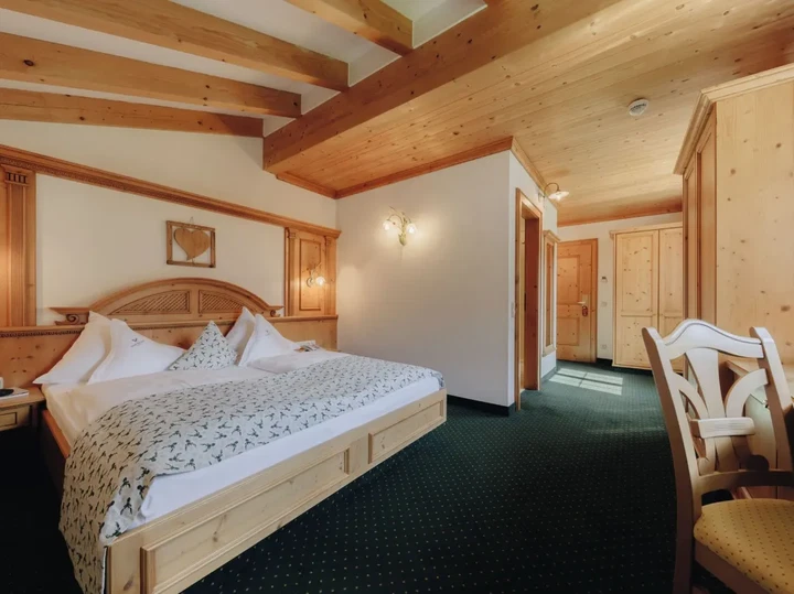 Hotel Hirschen Montafon - Montafon