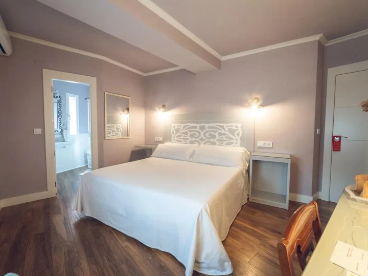 Hostal Los Castañuelos - Candeleda