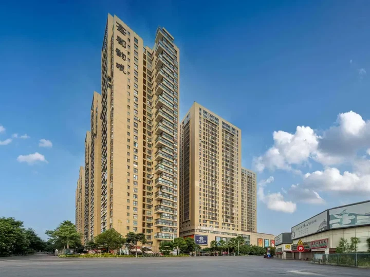 Qianhong Hotel - Kunming