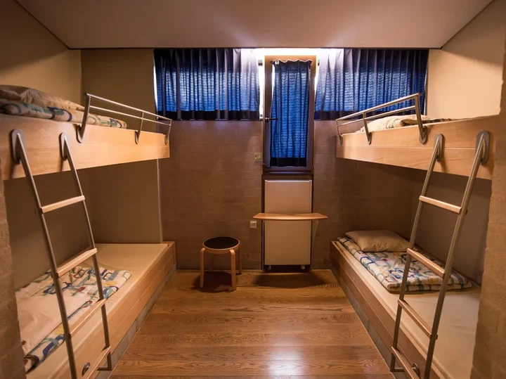 Auberge De Jeunesse De Mons - Youth Hostel - Mons