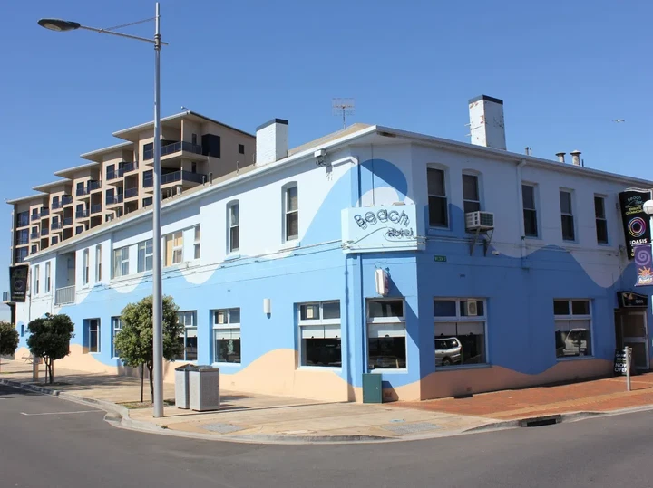 Beach Hotel - Tasmania