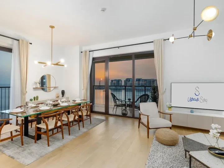 Bnbme | La Voile | 2br + Maid - Dubai