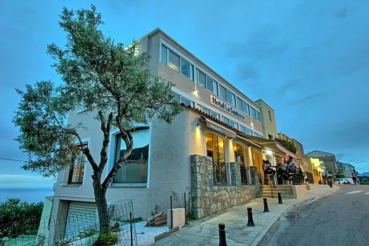 Hôtel Restaurant La Santa - Korsika