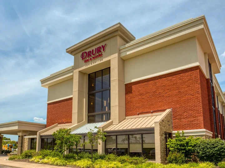 Drury Inn & Suites St. Louis Fairview Heights - Belleville, IL
