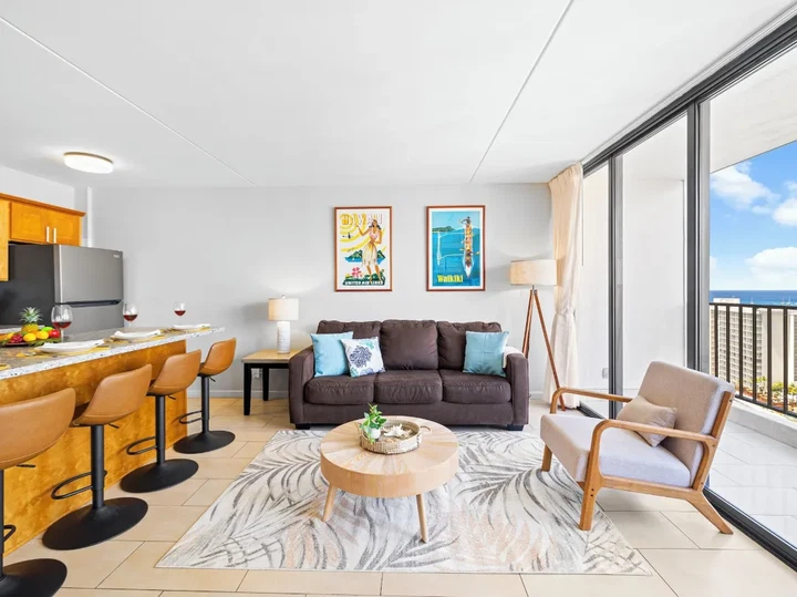 Remodeled 1br Near Waikiki Beach With Free Parking! - O‘ahu, HI