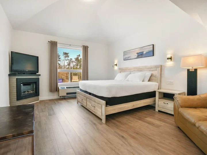 Saga Resort - Wasaga Beach