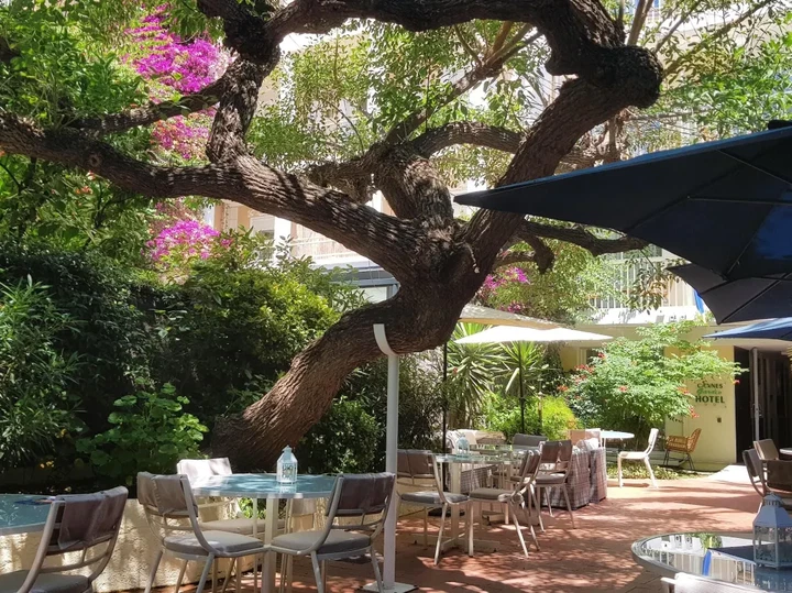 Hôtel Jardin Croisette Cannes / Hôtel 3 éToiles - Restaurant Proche Croisette Cannes - Le Cannet