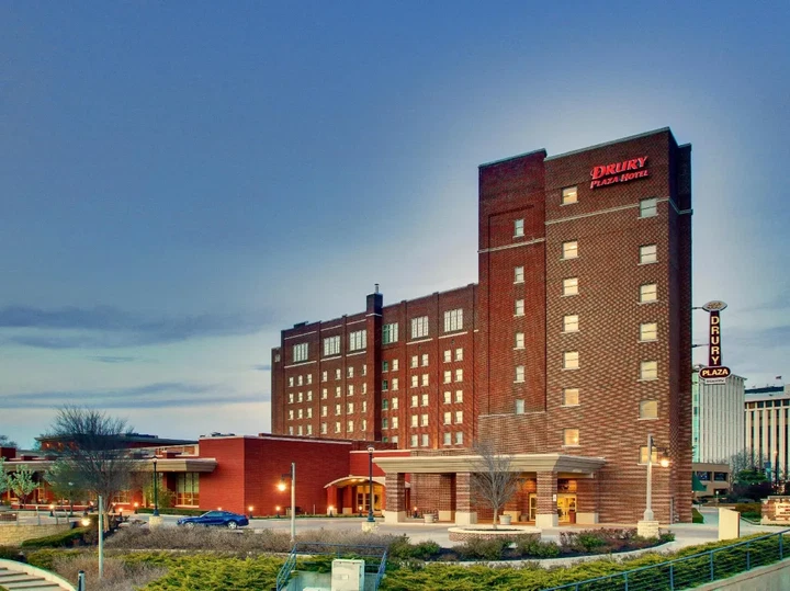 Drury Plaza Hotel Broadview Wichita - Derby, KS
