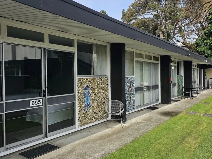 The Avenue - Taranaki