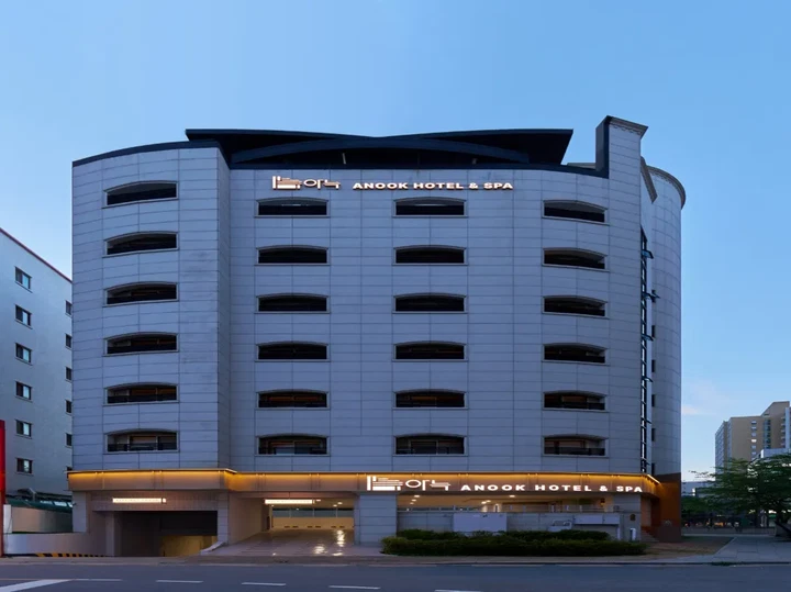 Anook Hotel & Spa Ilsan Tanhyeon - Goyang-si