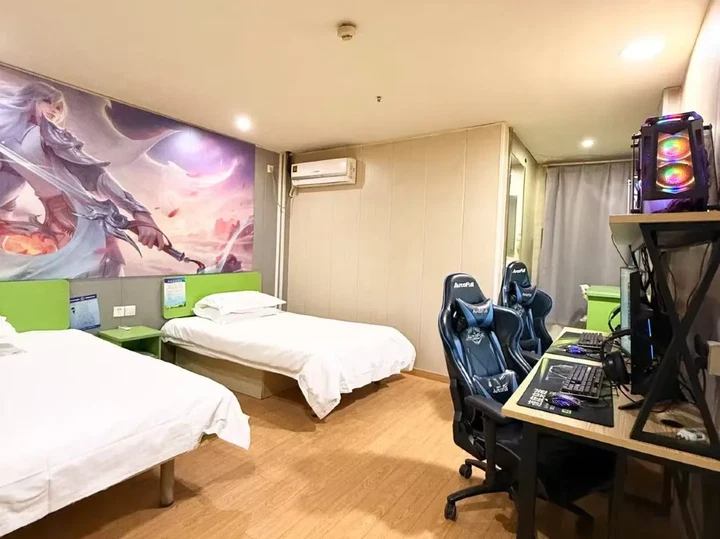 He Yu Hotel - 