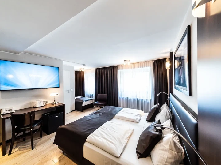 Mauritius Komfort Hotel In Der Altstadt - Cologne