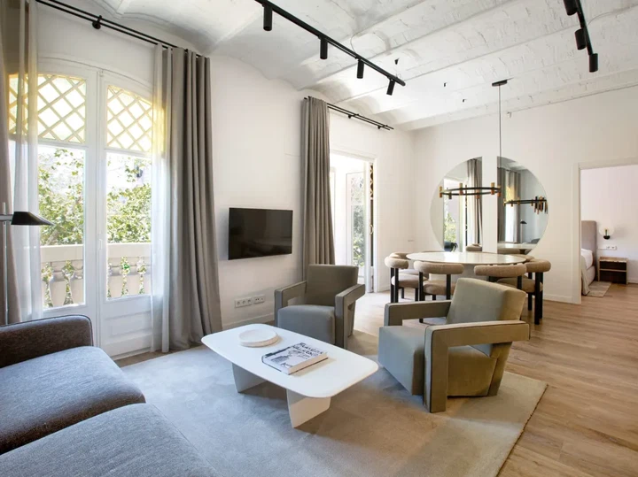 Sweett | The Diagonal Suites I - Barcelona