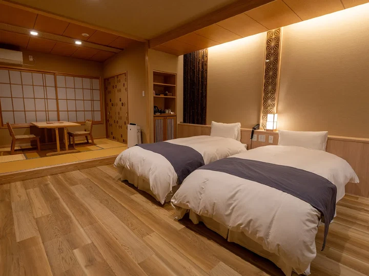 Yunohana Tsukiya - Japan