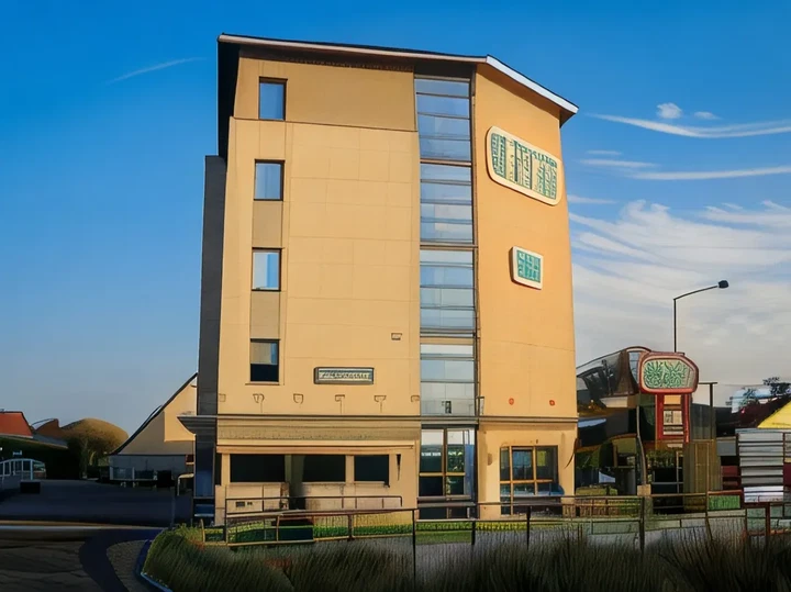 H24 Hotel Le Mans - Le Mans