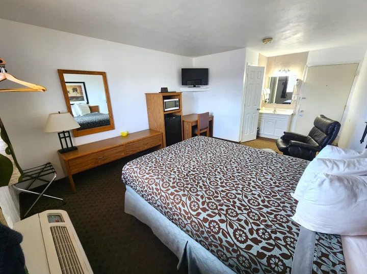 Lantern Motel - South Dakota