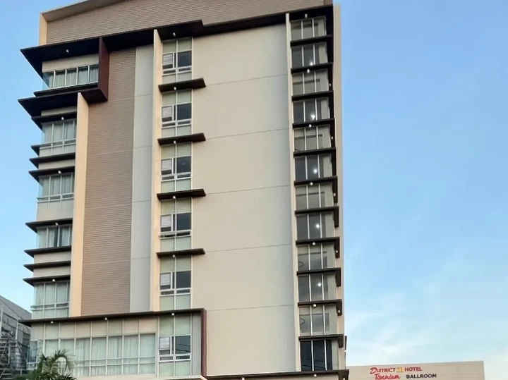 District 21 Hotel - Iloilo City