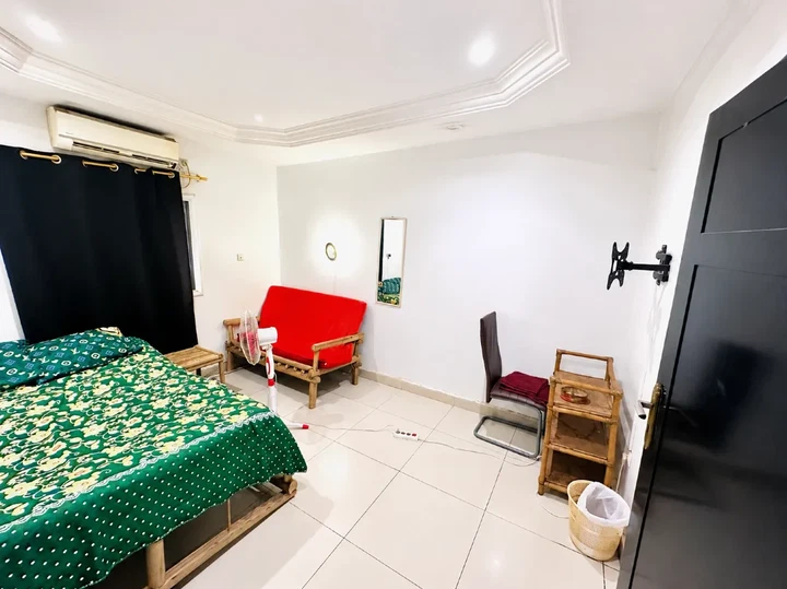 Belle Chambre Avec Toilettes Privées B4- Aci 2000 - Bamako