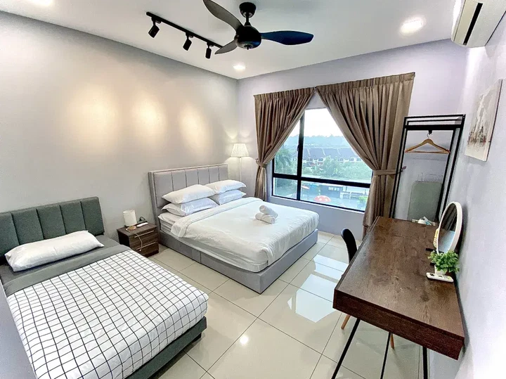 Manhattan Poolview 3bedroom Suite Netflix |  Ipoh Station18 - Ipoh