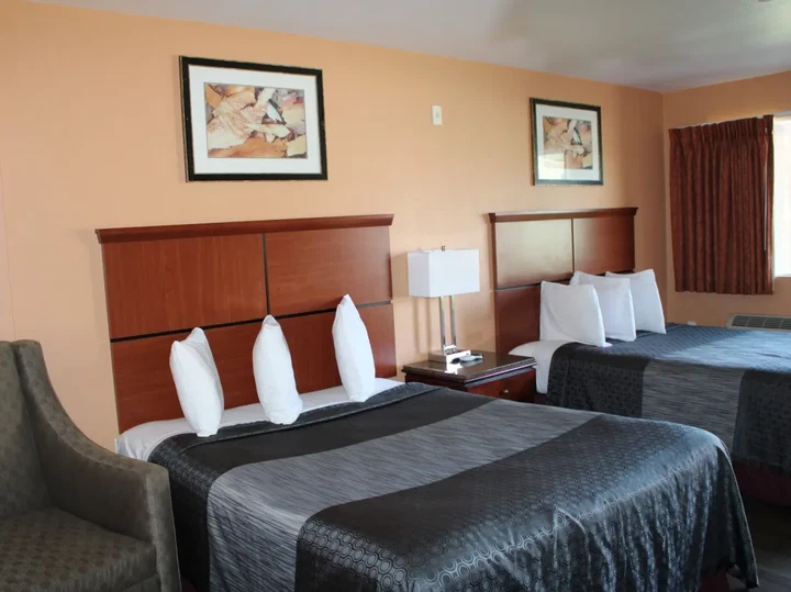 Rancho California Inn Temecula - Fallbrook, CA
