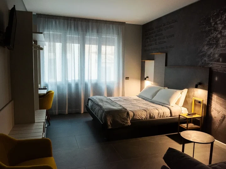 Alma Hotel - Palermo, Italy