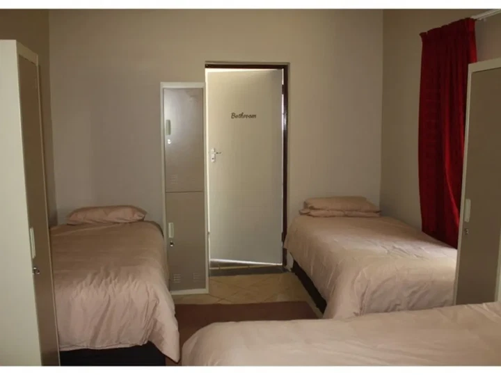 Confortable Farmhouse In Limpopo Province - Lephalale