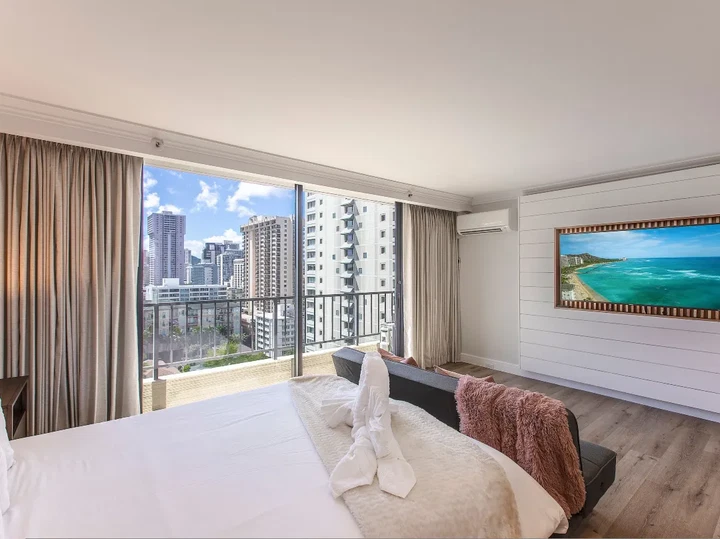 Partial Ocean View King Studio W/ Kitchen/ac/pool - Honolulu