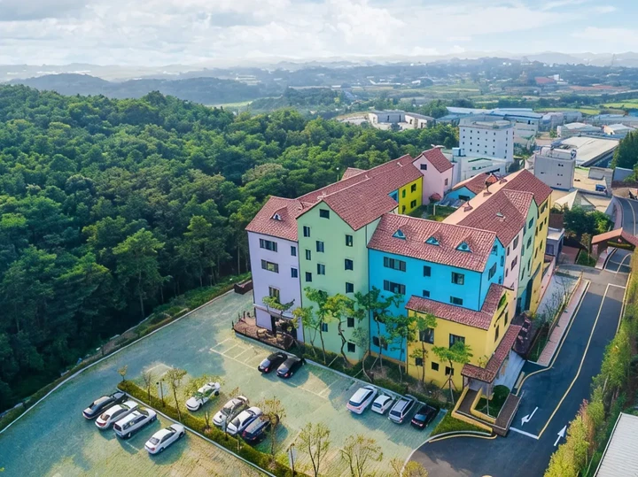 Provence Yulam Hotel - Pyeongtaek-si