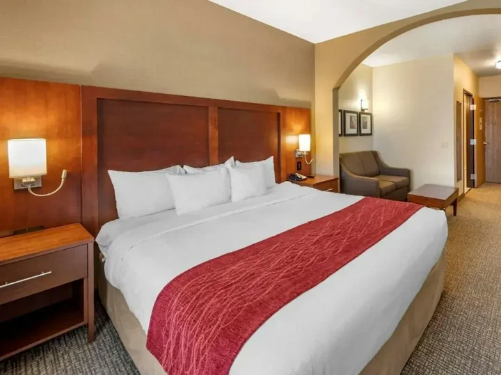 The Atrium Hotel - Sfo Airport Free! - Shuttle Bus - Parking - Wifi - San Bruno, CA