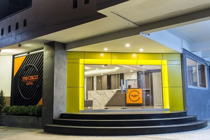 The Circle Hotel - Buri Ram