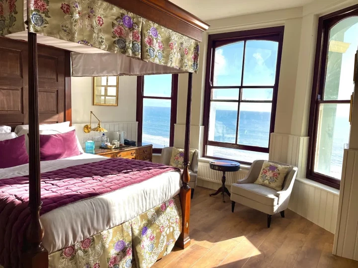 No: 1 The Esplanade Guest Accommodation. - Tenby