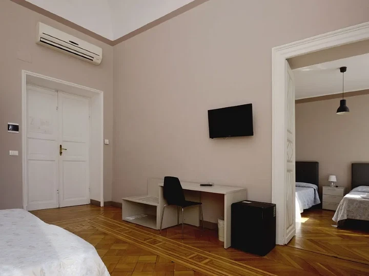Hotel Mediterranee - Genua