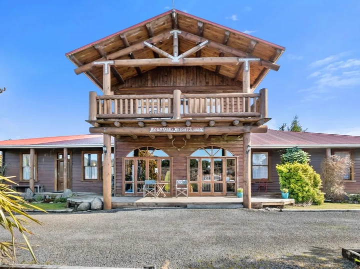 Mountain Heights Lodge - National Park