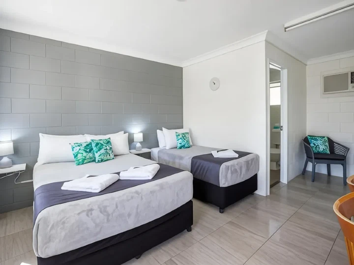 Banjo Paterson Motor Inn - Queensland