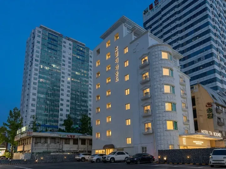 Daejeon Yuseong Paragon Hotel - Daejeon