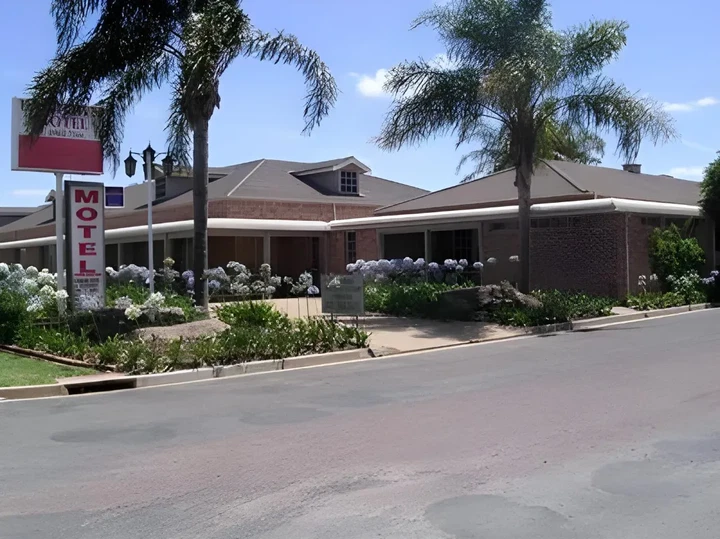 Exies Bagtown - Griffith